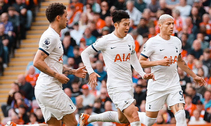 ‘EPL 300전+120호골’ 손흥민. 토트넘 4연패는 막지 못했다… 멀어진 4위 | 스포츠 월드